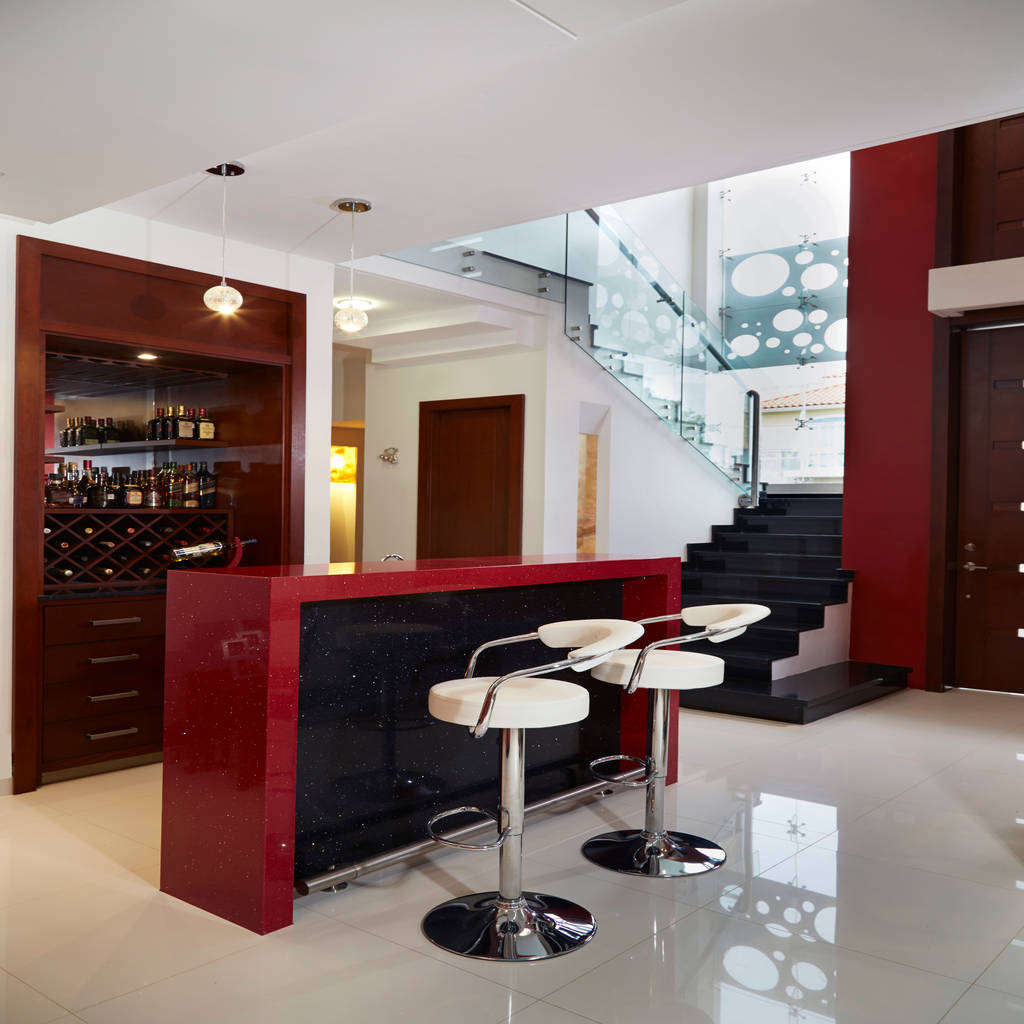 Bar y escalera | homify