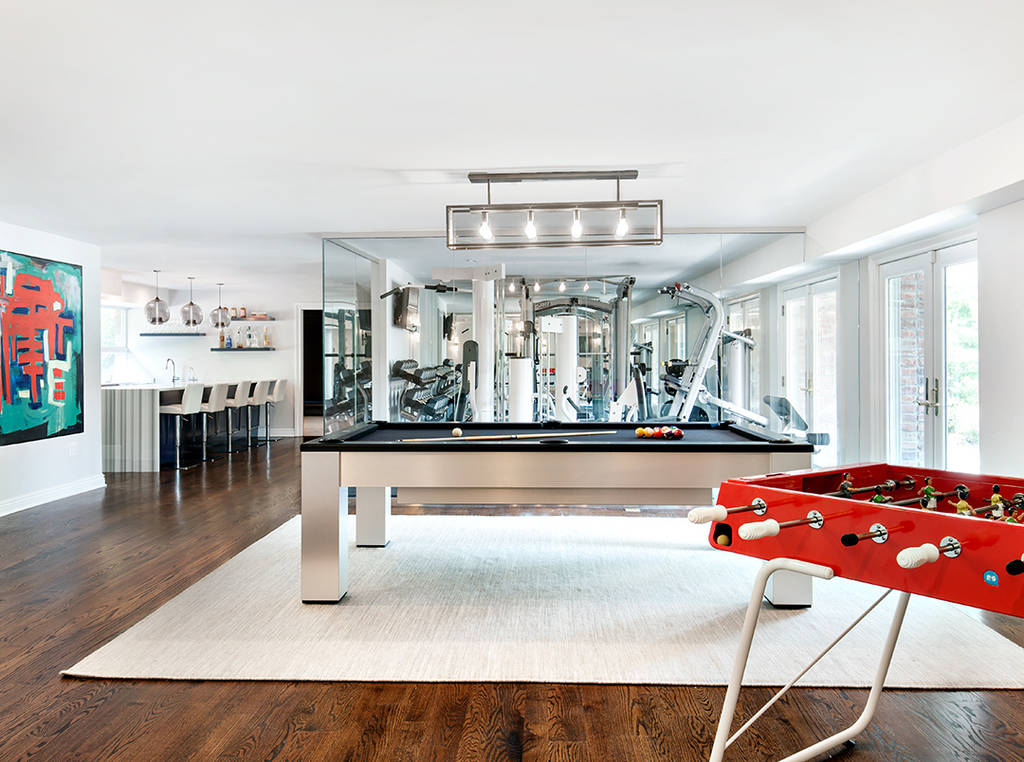 Basement clean design modern gym | homify