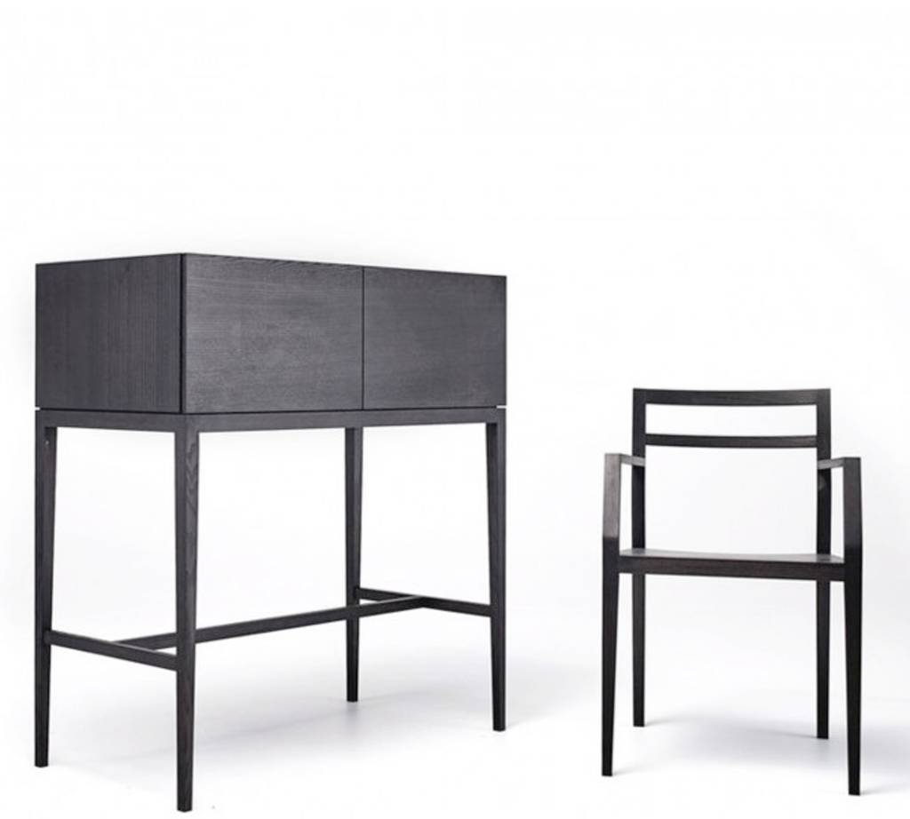 Mint design m1107 highboard massivholz esche schwarz mit 2 türen | homify