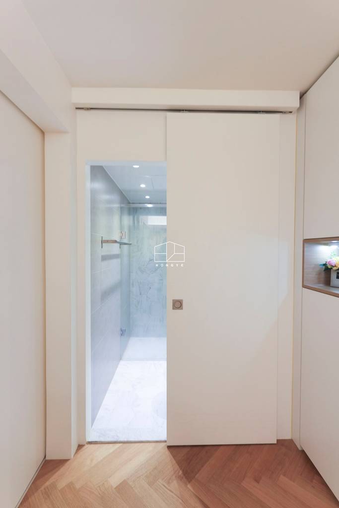 현대적인 유럽풍 느낌의 2인테리어 이사후_25py, 홍예디자인 | 호미파이 & homify