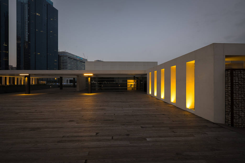 The bay 101 , raw design studio | 호미파이 & homify