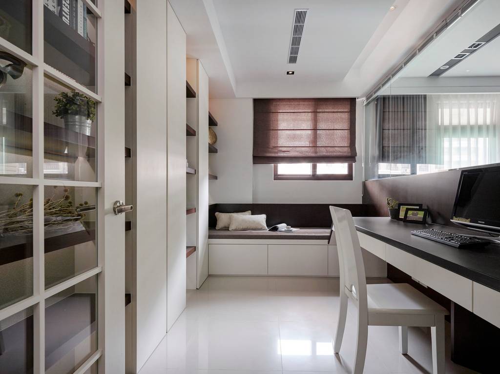 Smiley manor, 築一國際室內裝修有限公司 | homify