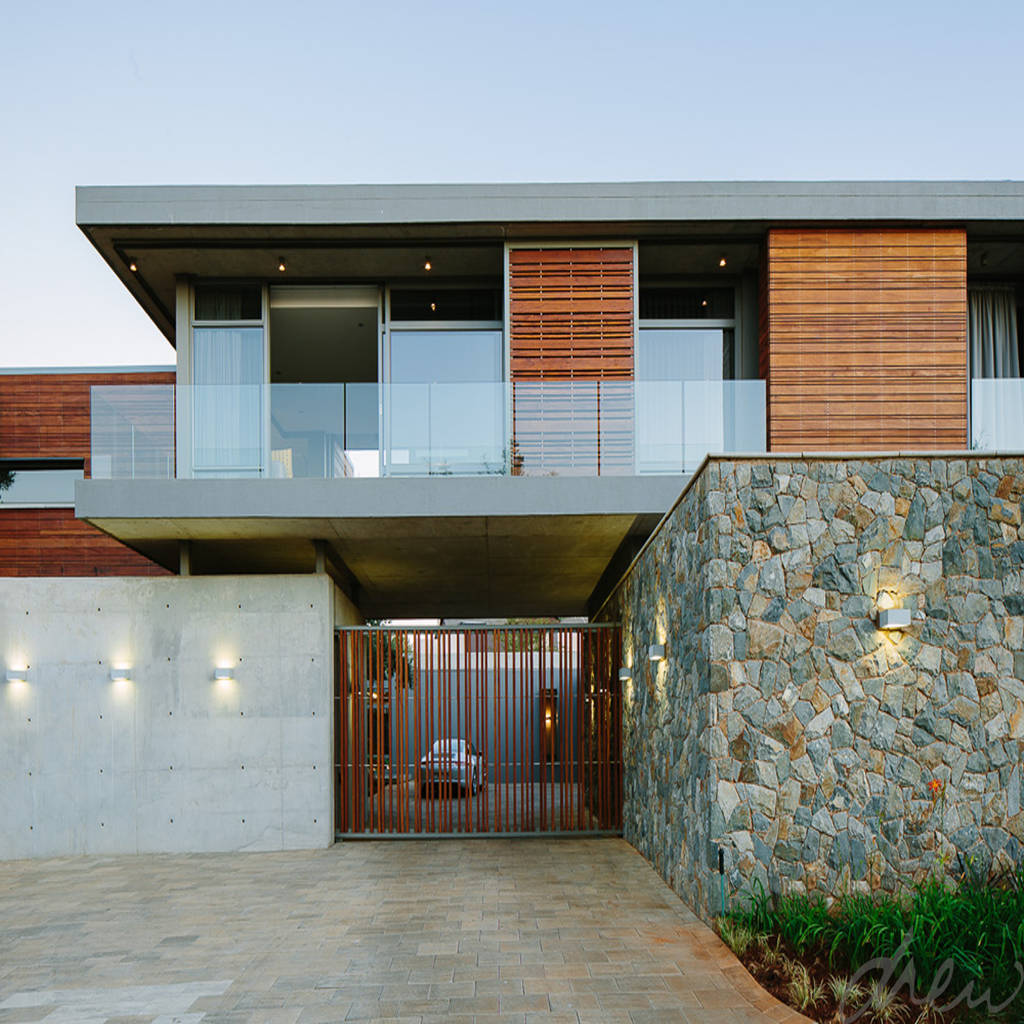 Two floating boxes, drew architects + interiors | homify