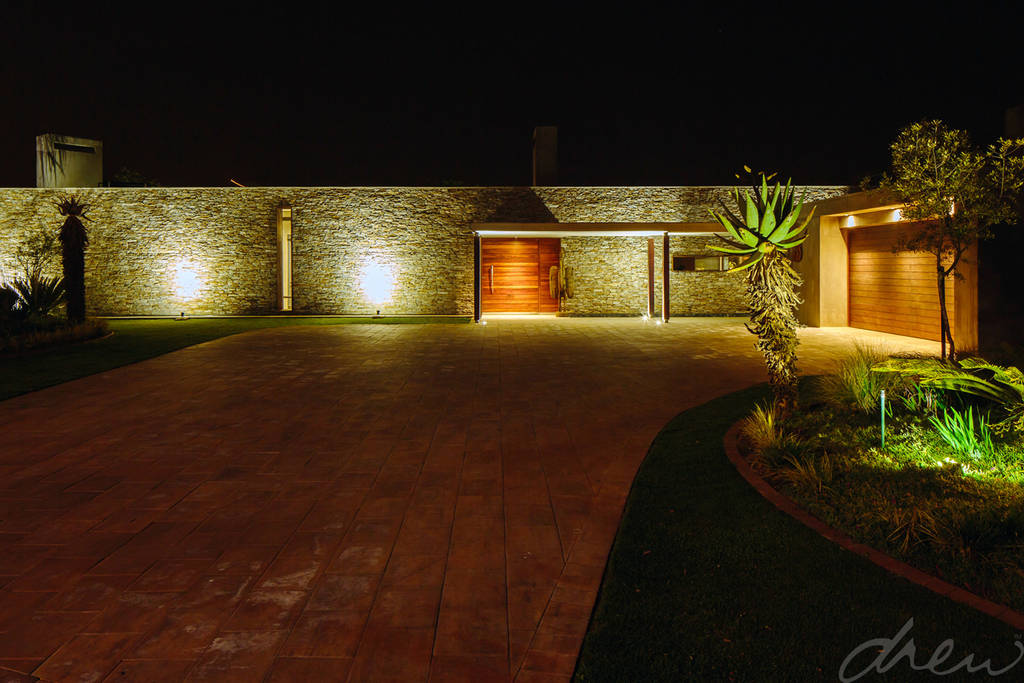 Spine wall house, drew architects + interiors | homify