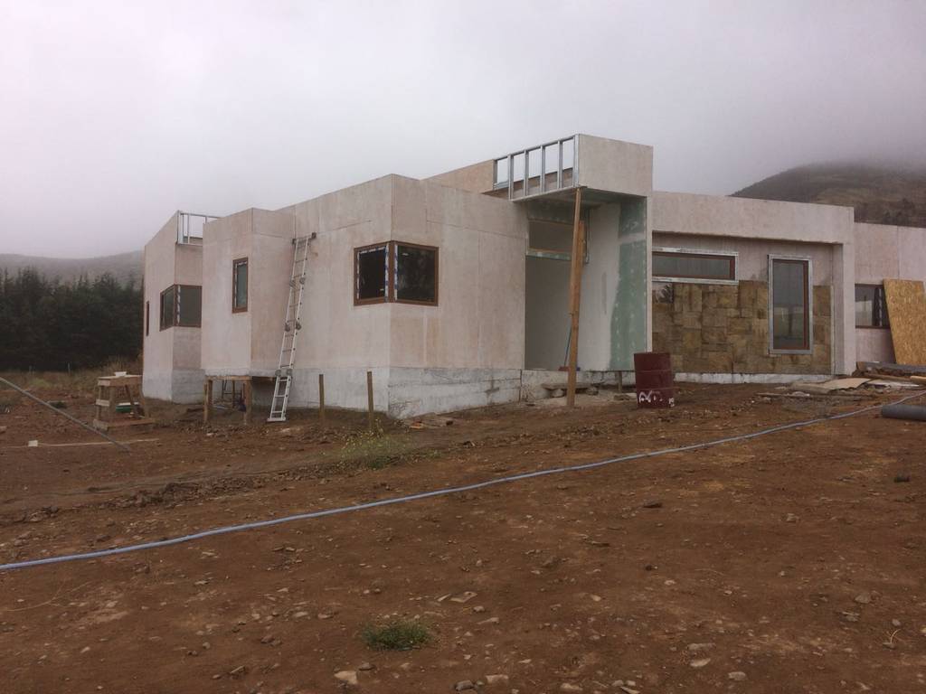 Proceso instalación piedra reconstituida vivienda premium 115m2 fundo loreto. | homify