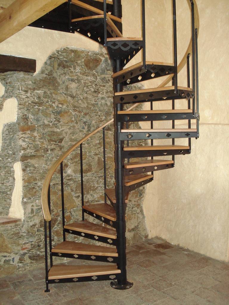Escalera caracol modelo montreal | homify