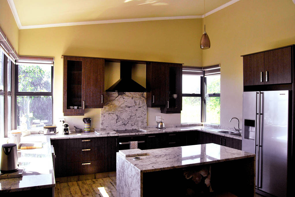 Jax meyer kitchen & bic's by capital kitchens cc modern wood wood ...