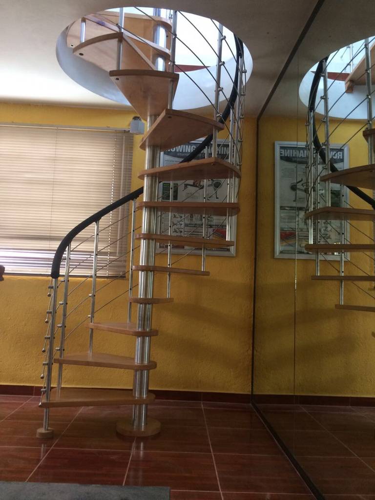 Escalera modelo tokio | homify