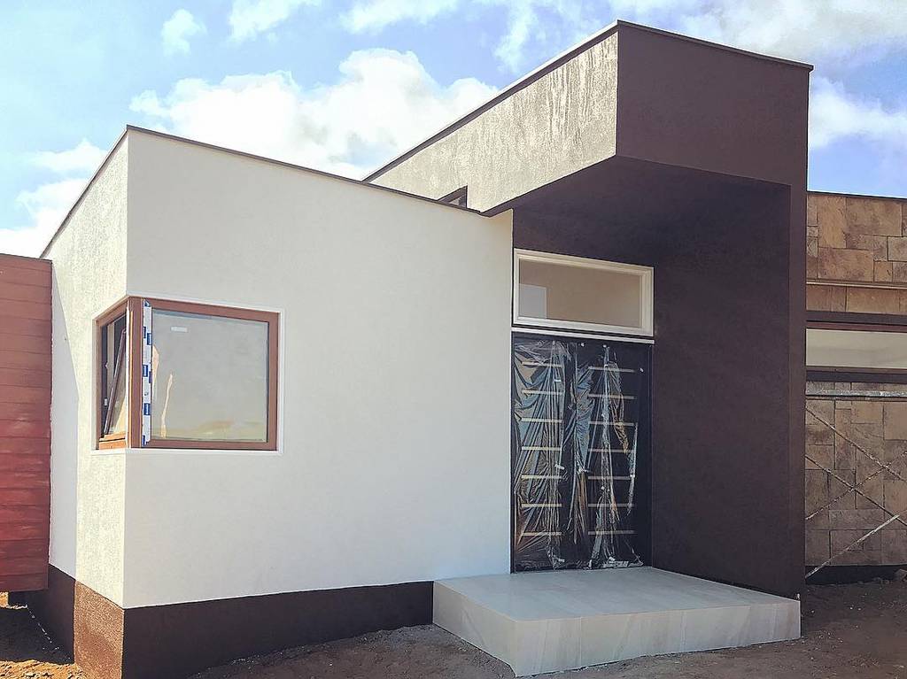 Acceso vivienda lt37 125m2 fundo loreto. la serena. | homify