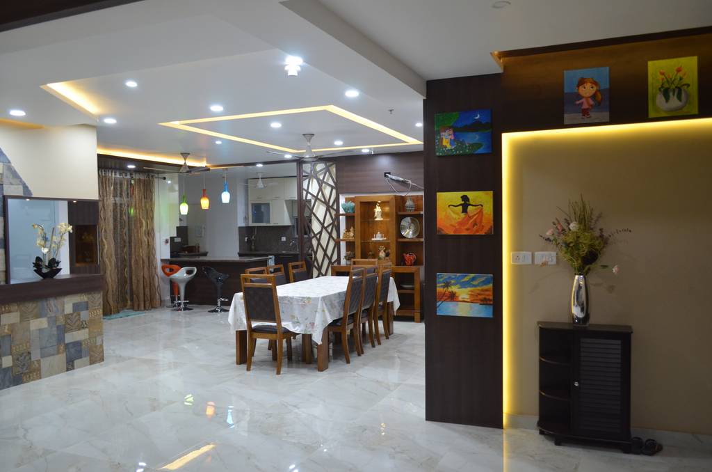 Classy duplex house, vdezin interiors | homify