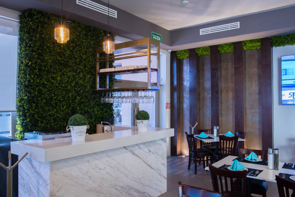 Restaurant b1, mirandapaez interior design inc. | homify