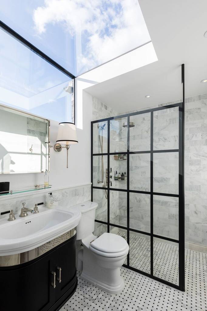 Ensuite bathroom | homify
