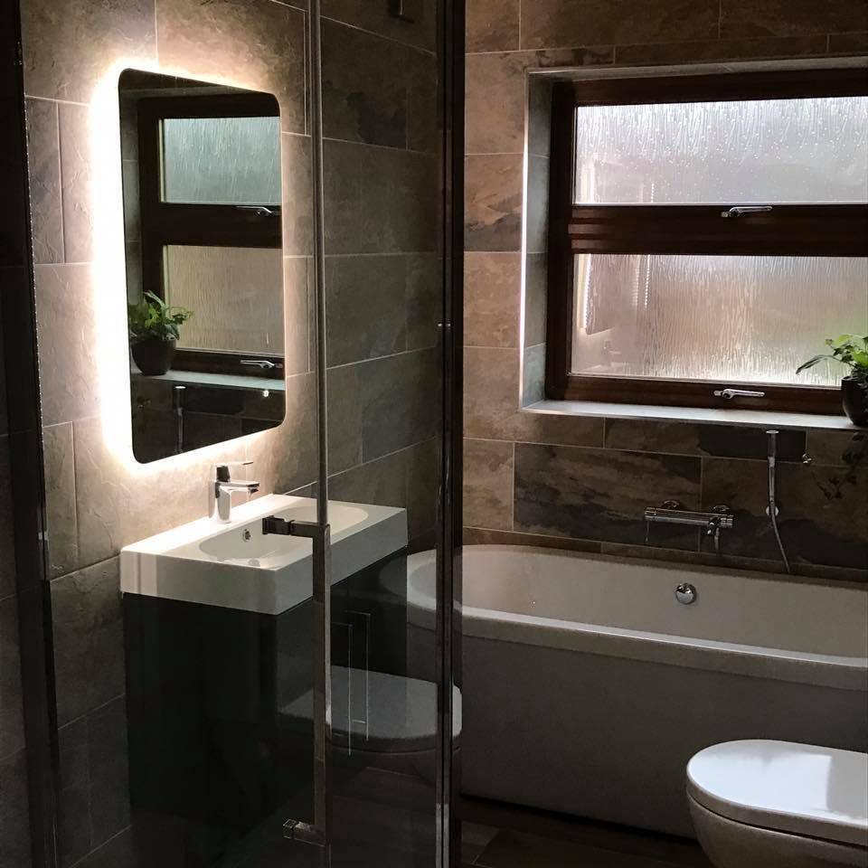 Mirrior with back lights | homify