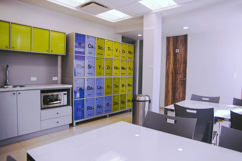Comedor y lockers de empleados | homify
