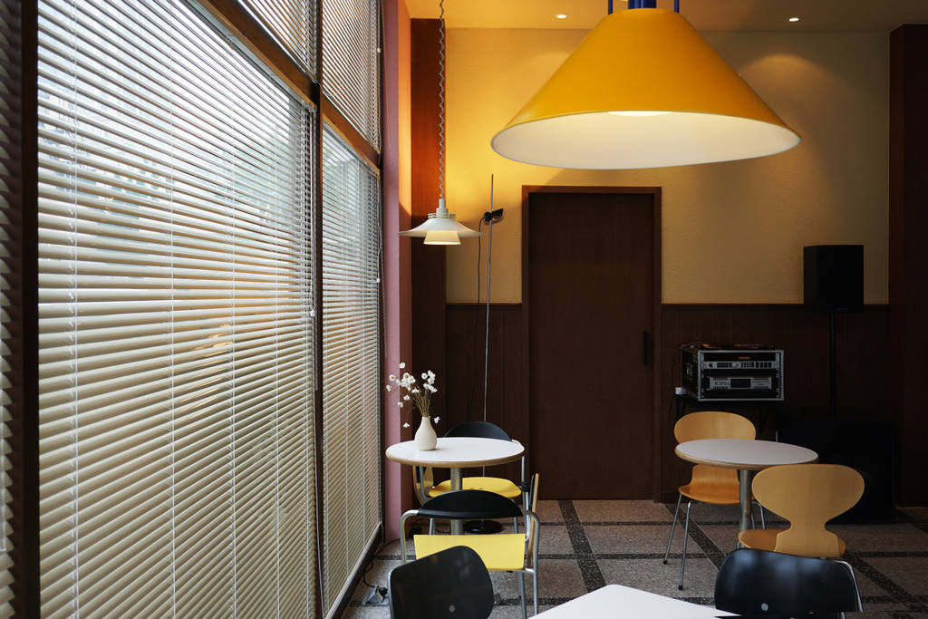 Cafe interior | 호미파이 & homify