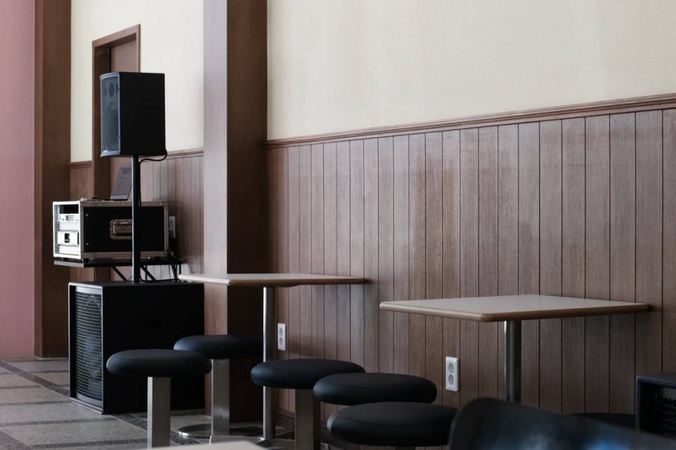 Cafe interior | 호미파이 & homify