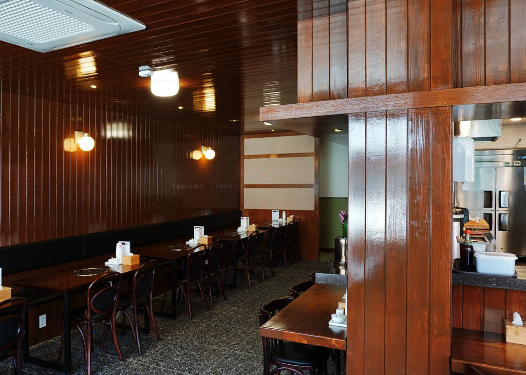 Restaurant interior | 호미파이 & homify
