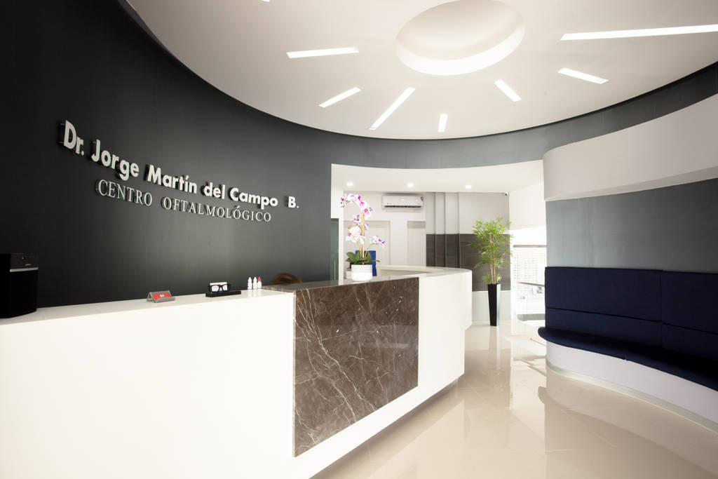 Unidad medica la paz clínicas y consultorios médicos de estilo moderno ...