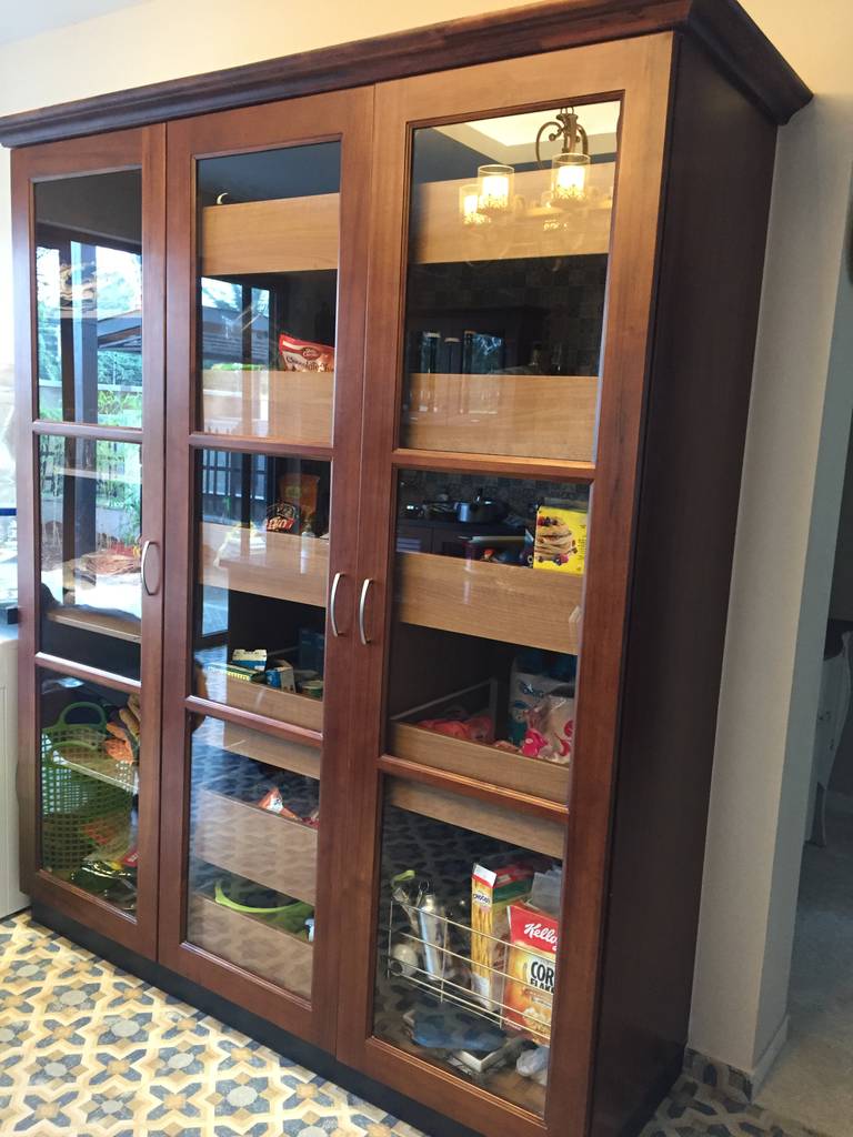 Full height kitchen cabinet in teak by hoop pine | homify