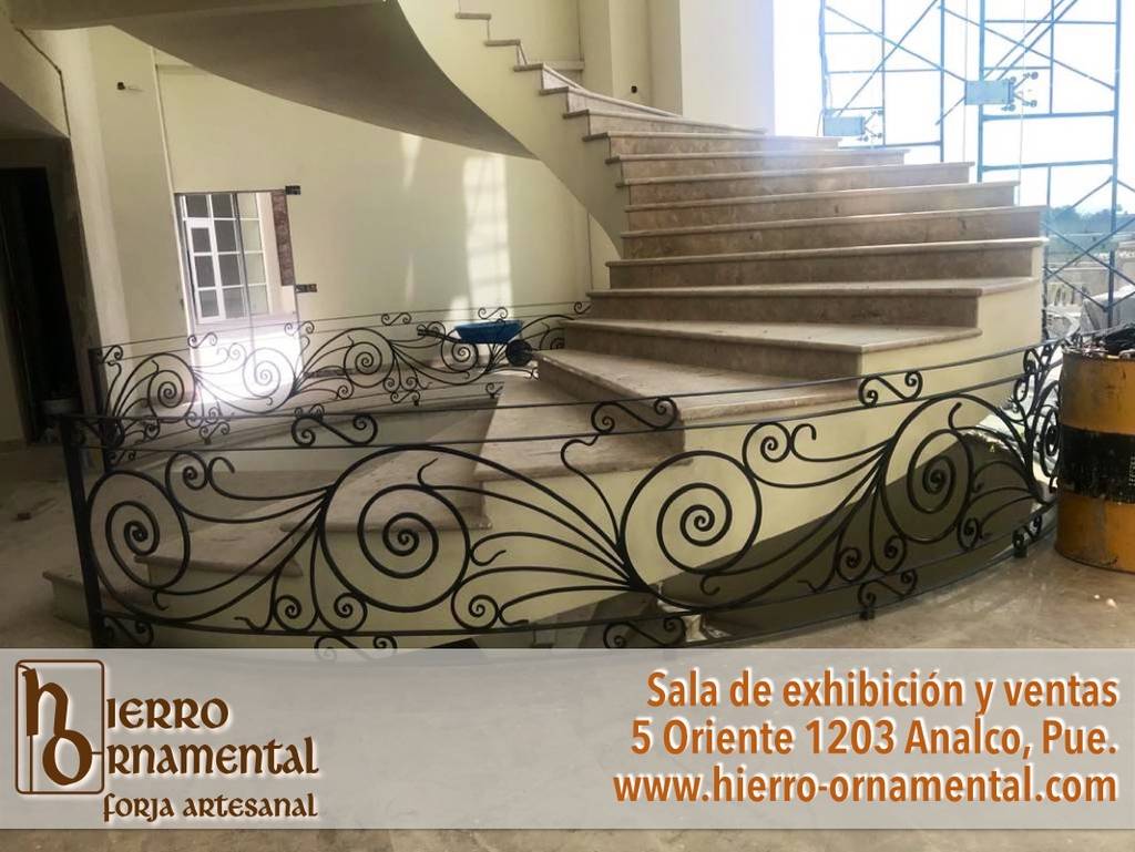 Detalle de barandal en herradura planta principal. | homify