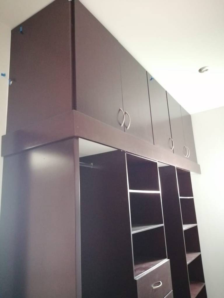 🔰 diseño de clóset-vestidor, en madera color chocolate, lamco | homify
