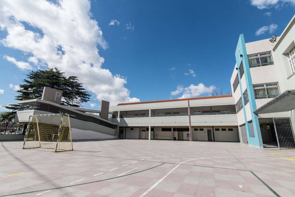 Edificio educación escuela primaria, trixx | homify