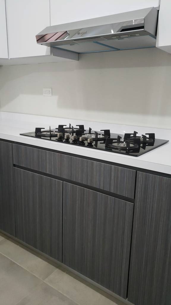 Cocina, alacena y cava | homify