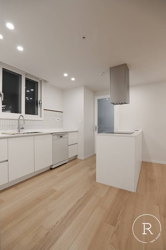 이국적인 무드의 하남 감일지구 스윗시티 14단지 마이너스 옵션 30py, 리플 디자인 | 호미파이 & homify