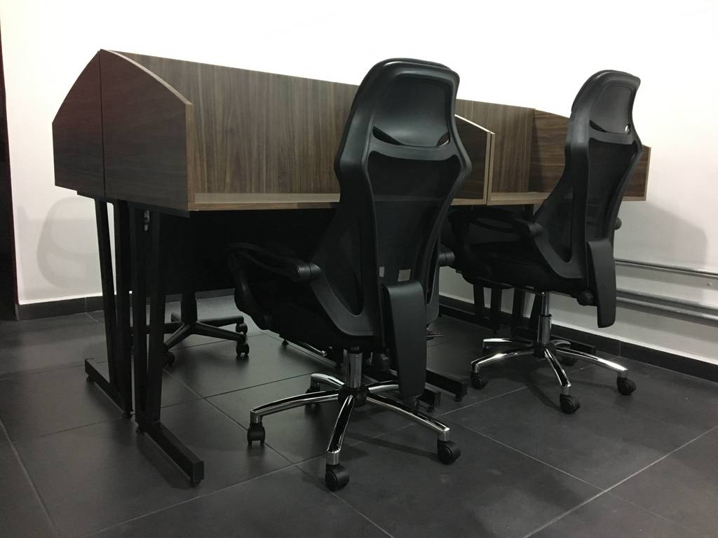 Mobiliario (silla y cubículo) | homify