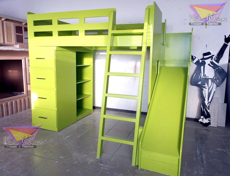 Cama alta con resbaladilla en color verde | homify