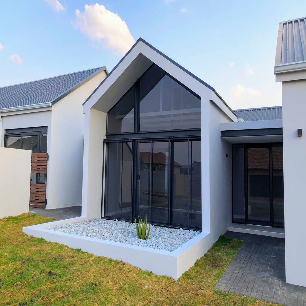 Modern house silverlakes and surrounding area, building project x (pty ...