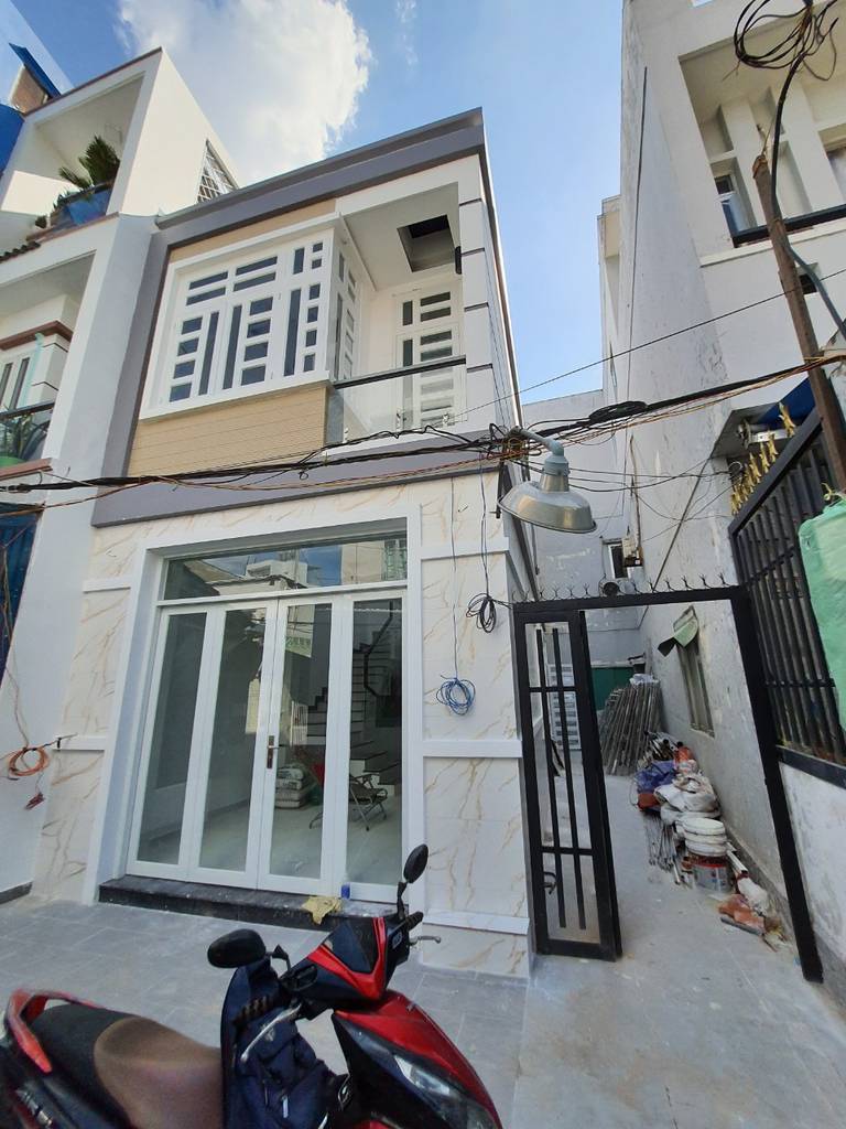 18/5000 beautiful 2-storey house model, công ty cổ phần kiến trúc xây dựng song phát | homify