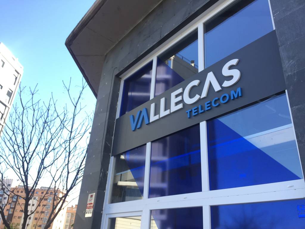 Diseño fachada oficina comercial | homify