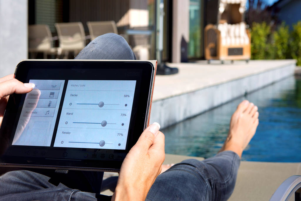 Mehr sicherheit fürs zuhause: fenster für das smart home, kneer gmbh ...