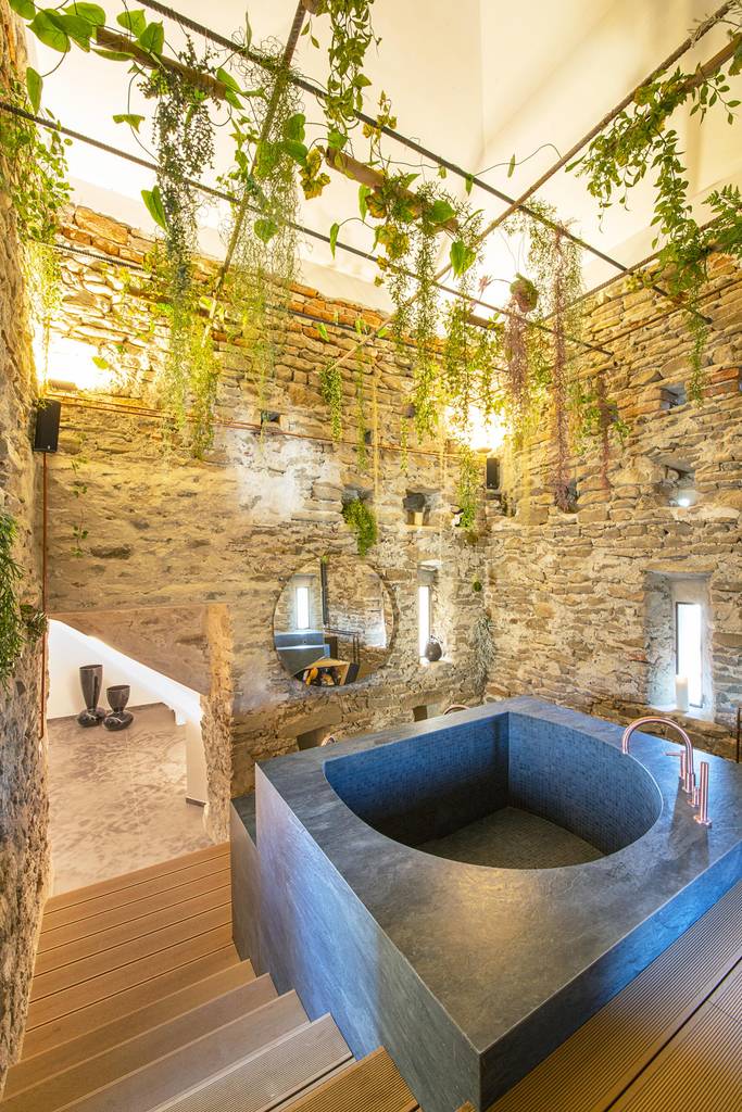 Masonry tub view | homify