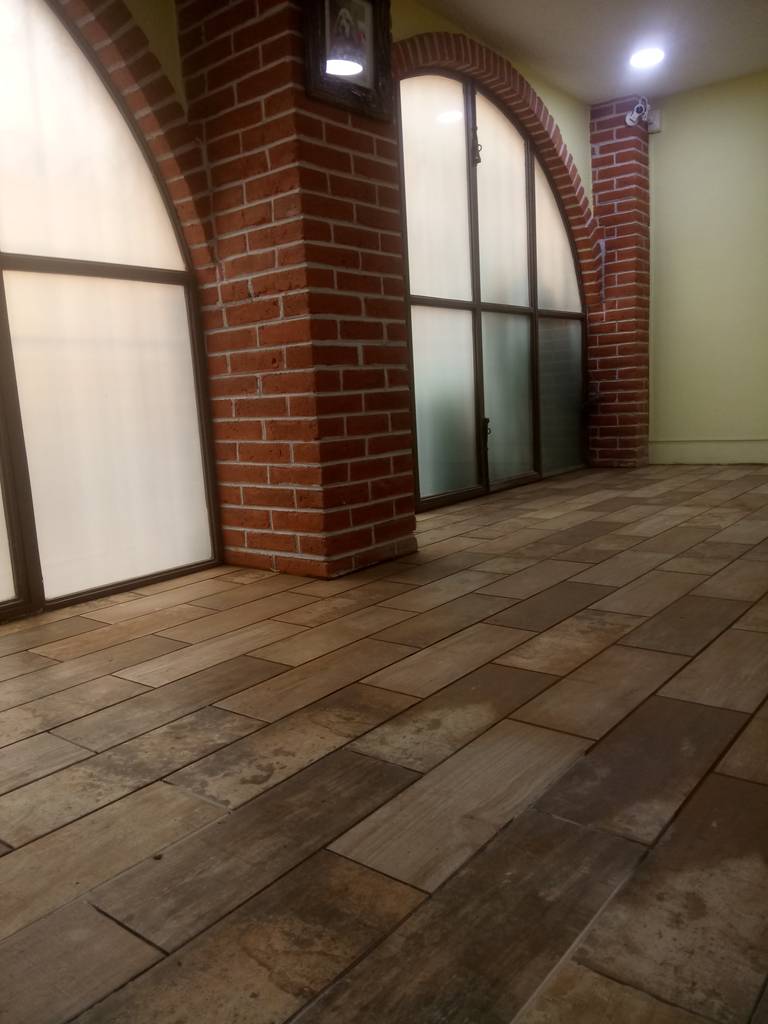 Colocación de loseta en pisos y muros (sala y cocina)., grupo cesani ...