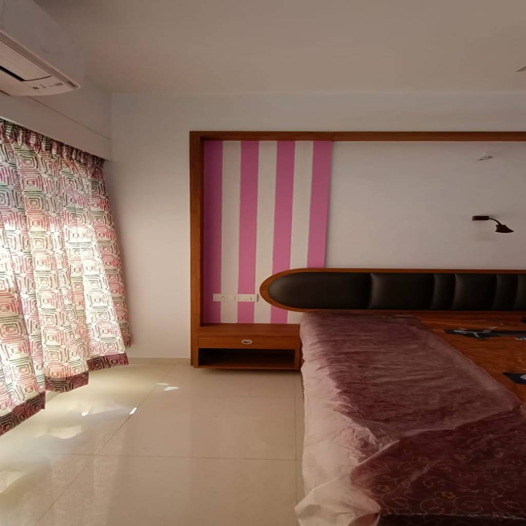 Bed back panel, sliding wardrobe, back painted glass, master bedroom ...