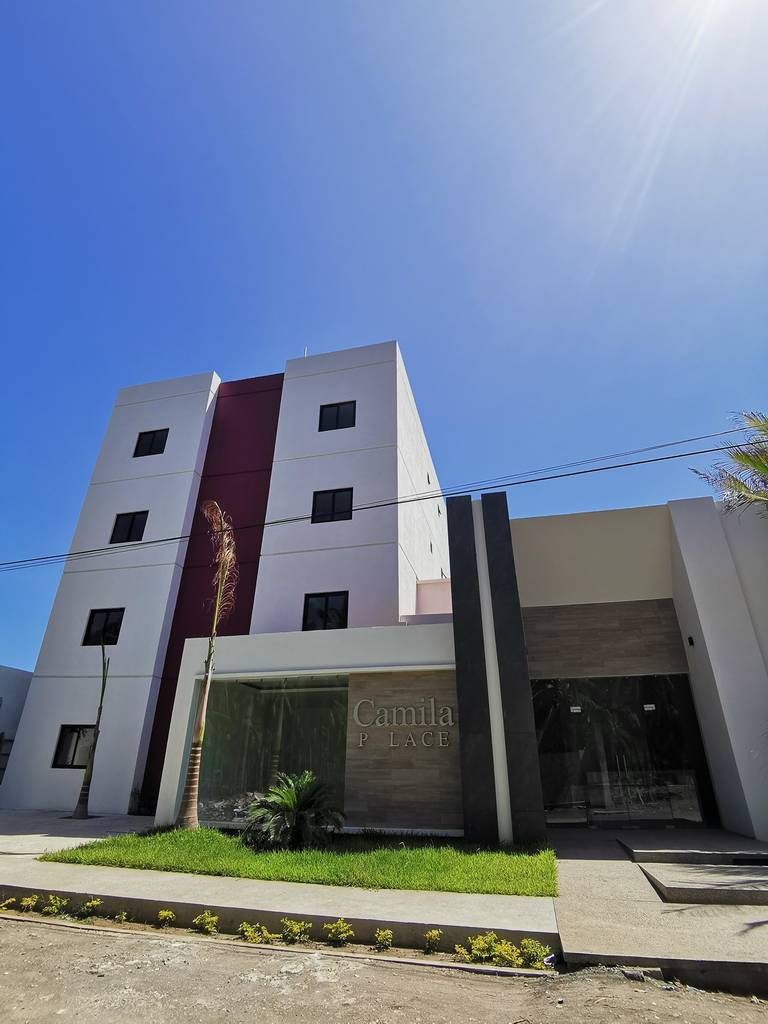 Fachada de hotel ˜camilia palace | homify