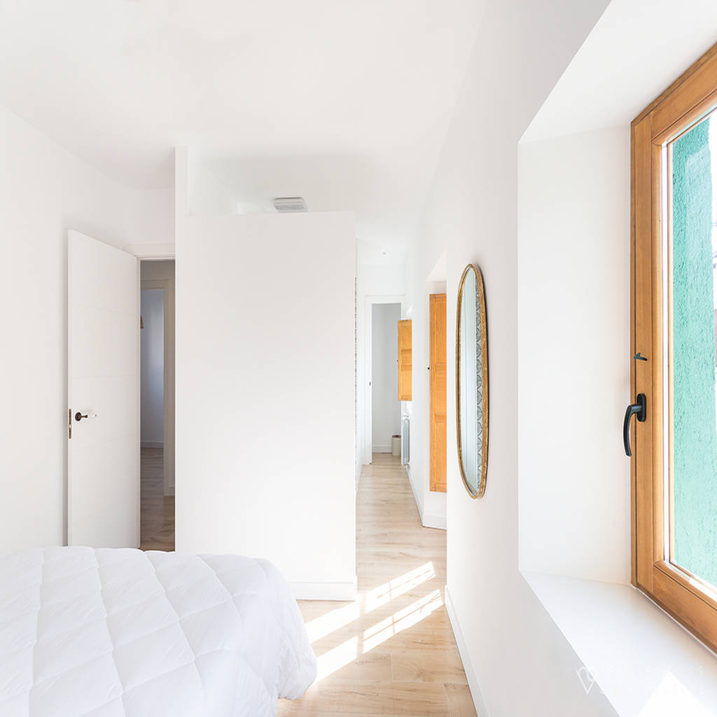 Recorrido del dormitorio sobre toda la fachada | homify