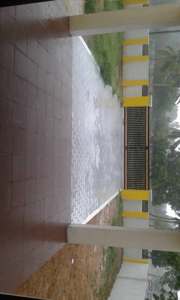 Front court yard | homify