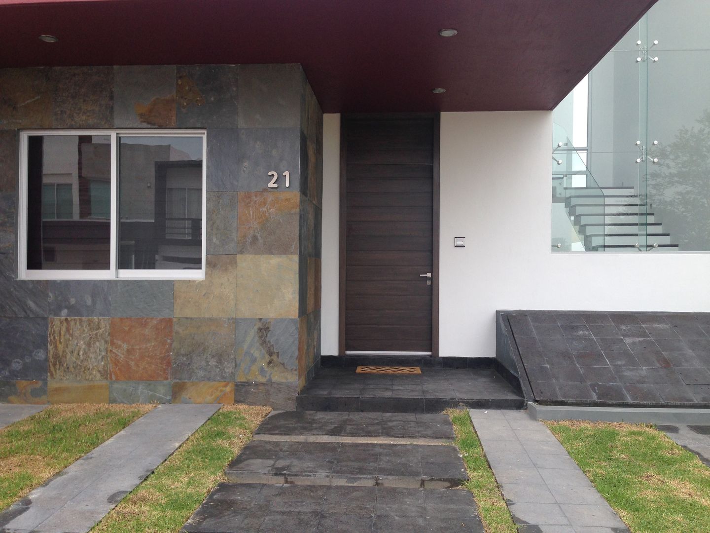 20 Inspirasi Cantik untuk Jalan Masuk Rumah Anda | homify