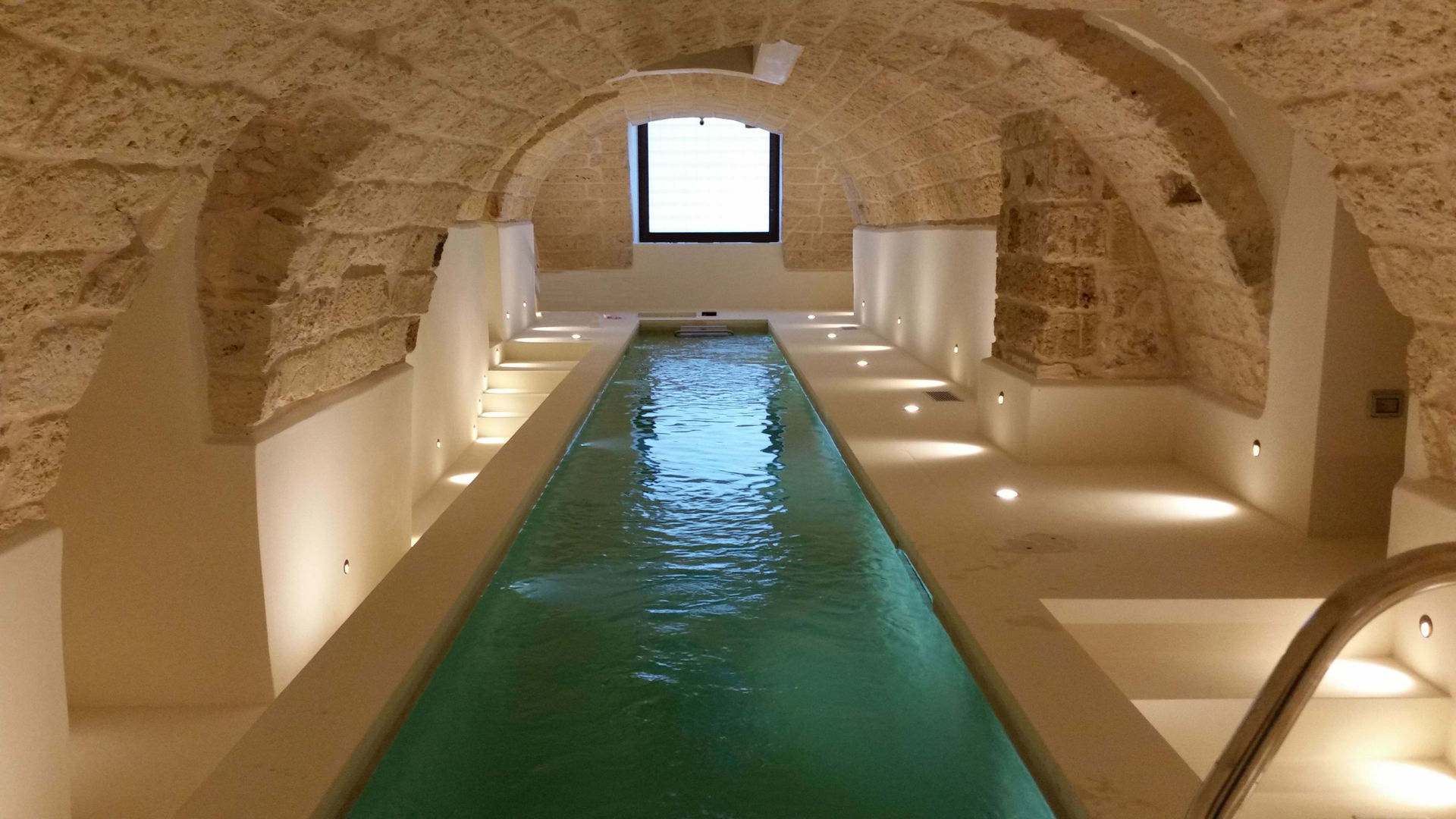 Indoor swimming pools | homify