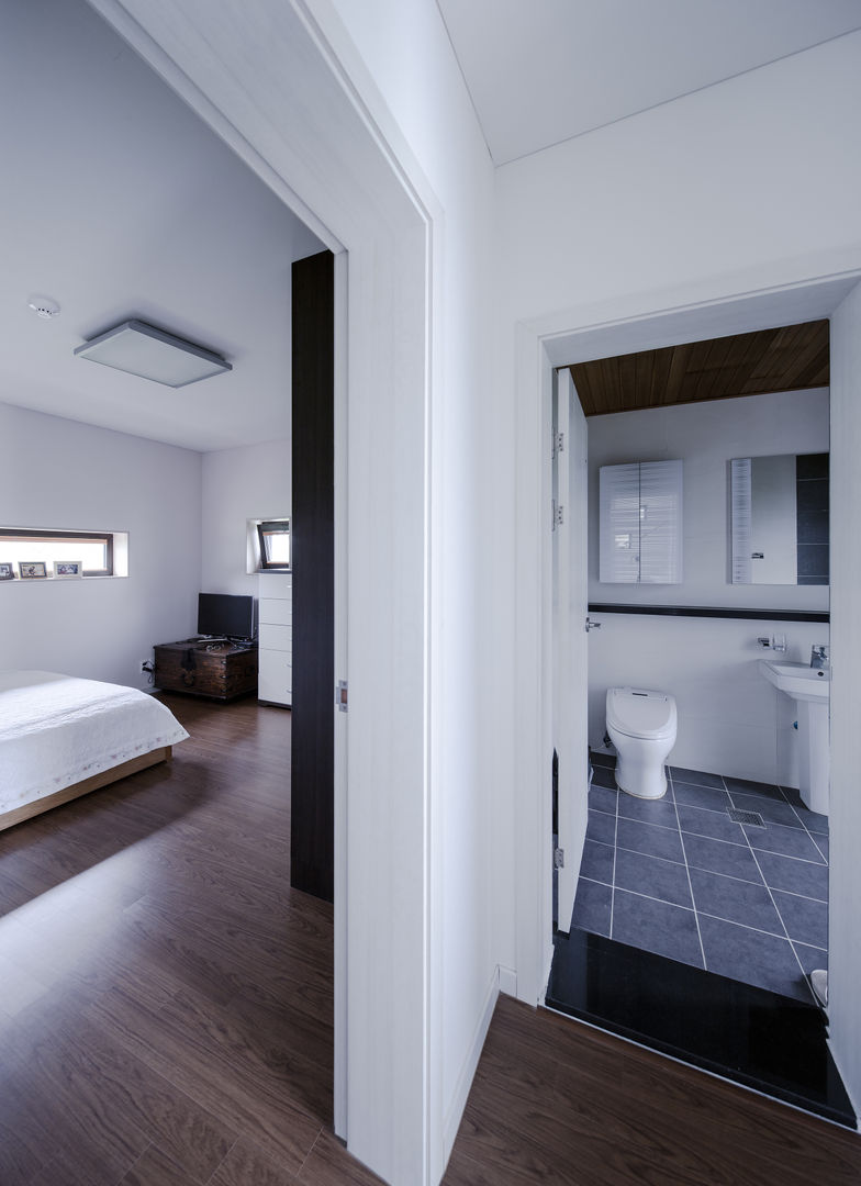 The stunning white cube home | homify