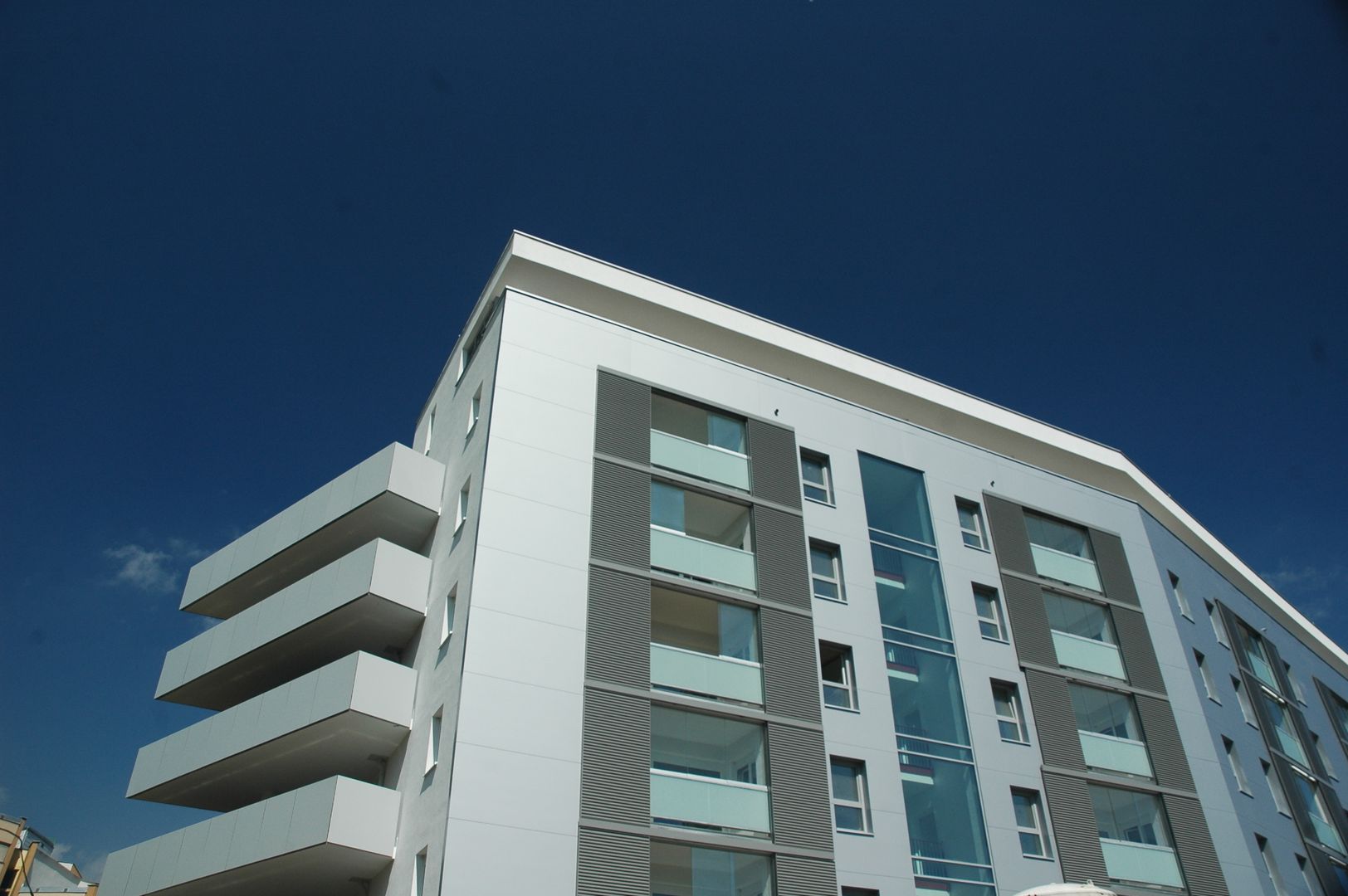 Between Beams and Sustainability: The Impact of Iron on Current Civil ...