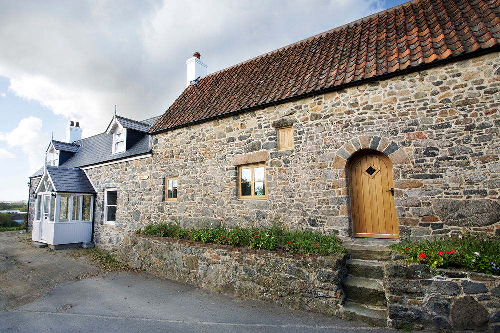 Stone cottage with charming interiors | homify