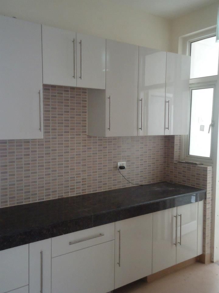 10 Smart Ideas to Make Your Compact Kitchen Look Spacious | homify