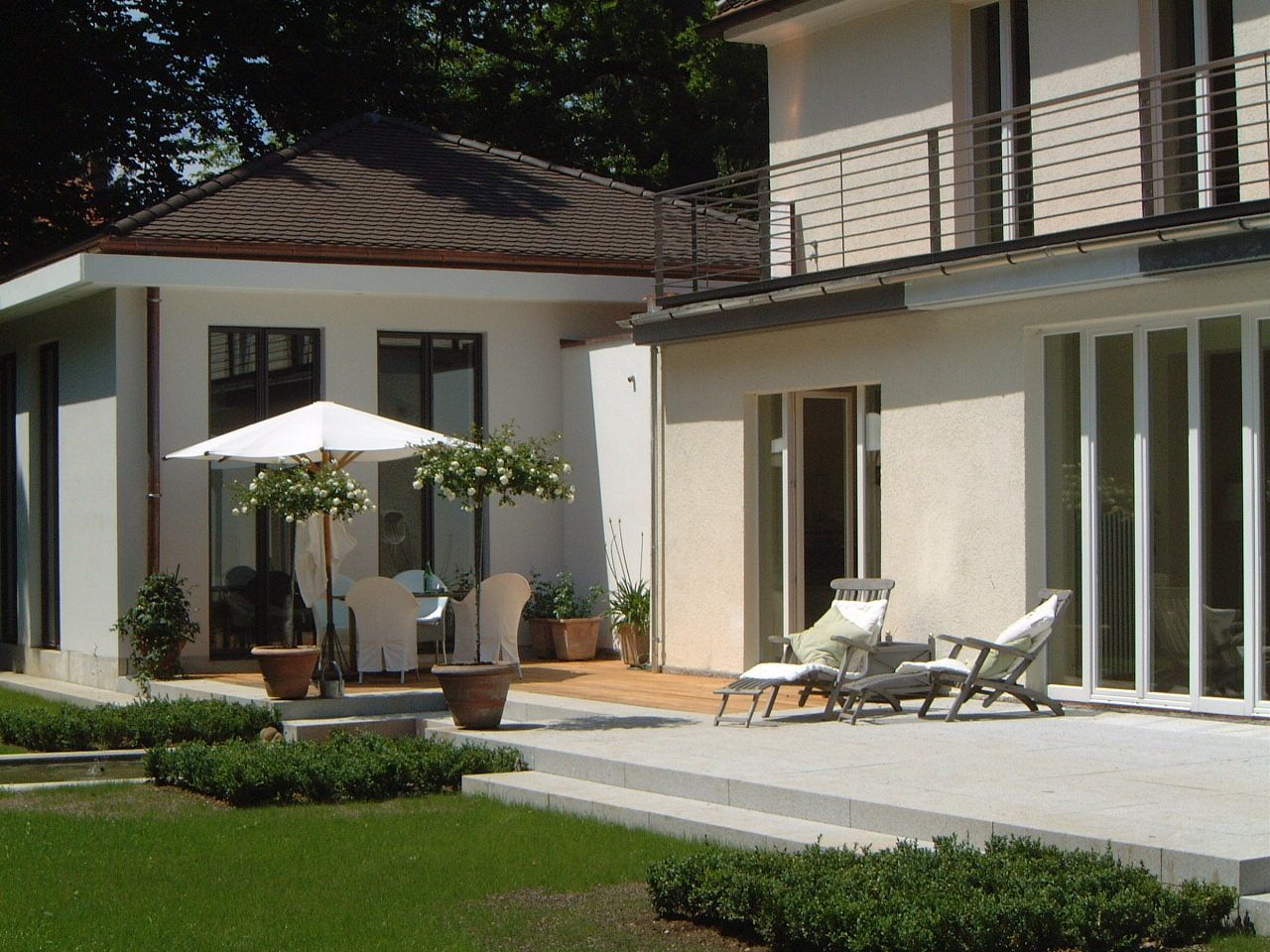 Erfrischende Gärten und Terrassen im Sommer: 10 Alternativen | homify