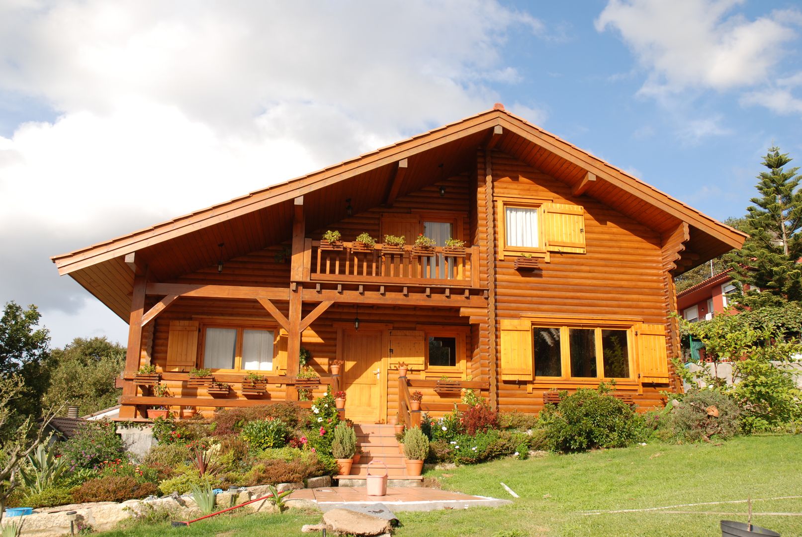 7 Ide Rumah Kayu Nyaman Penuh Pesona | homify