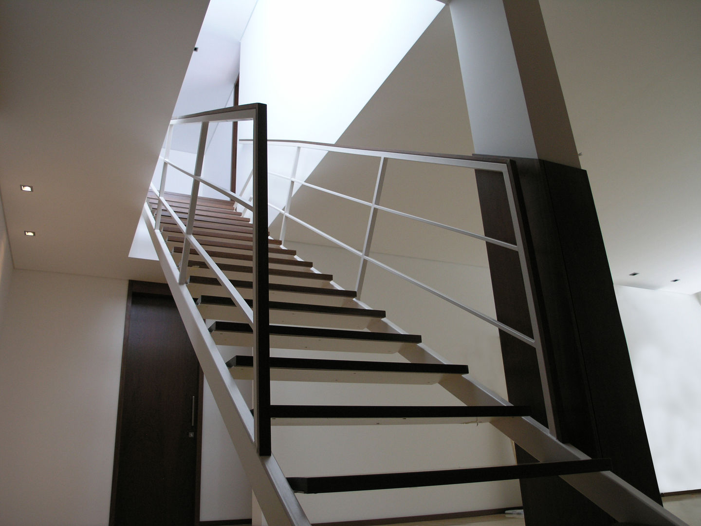 Modelo de Escadas de Ferro - 15 Inspirações + Dicas para a Escolha | homify