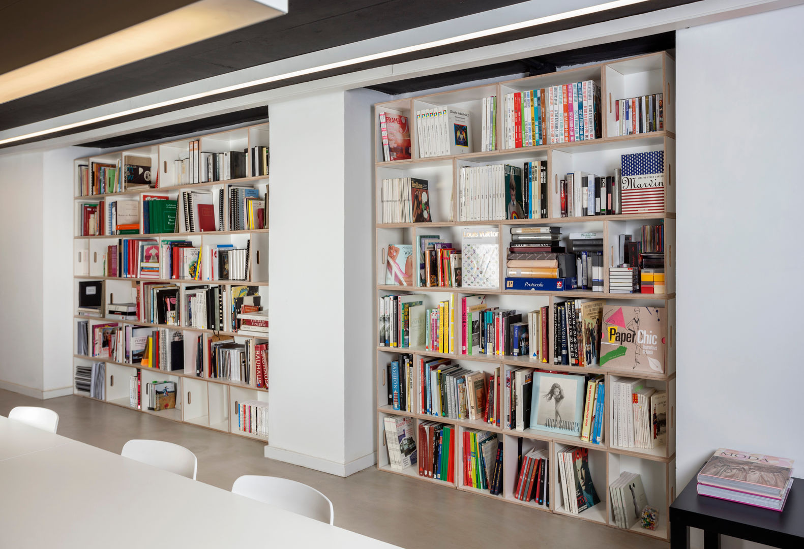 Diseño de bibliotecas modulares en Barcelona | homify
